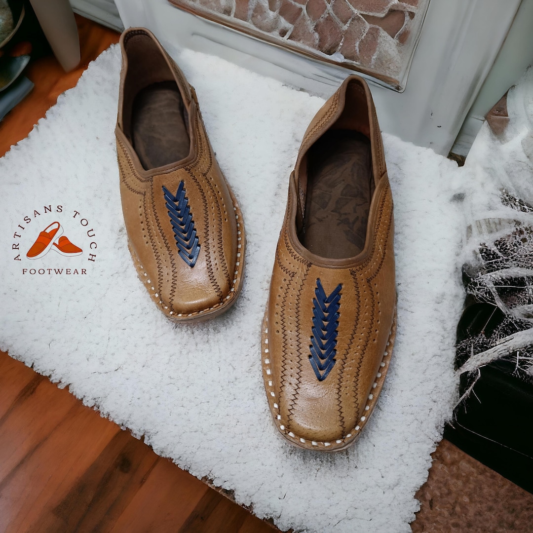 Tan Leather Mojari Shoes: Mens Handmade Indian Loafers - Etsy