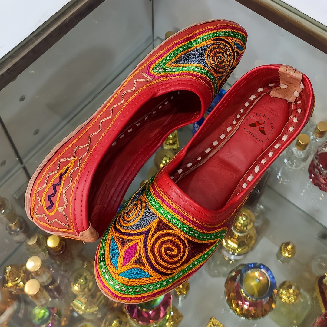 Embroidered Leather Jutti Shoes: Handmade Indian Wedding Clogs - Etsy