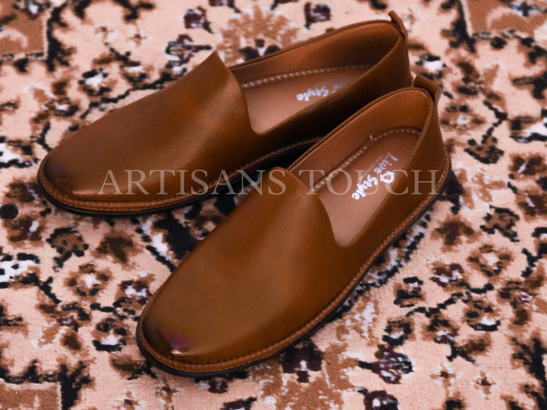 Handmade Leather Punjabi Mojari Shoes: Tan Ethnic Loafers - Etsy