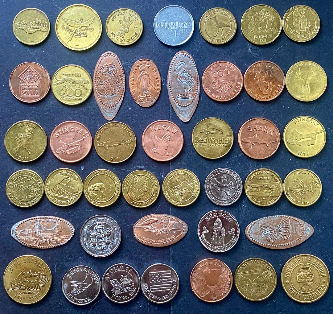 Collection of 42 Vintage Souvenir Travel Tokens Includung Museums, Zoo ...