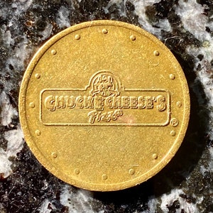 A Trio of 3 Vintage 1990 Chuck E Cheese Arcade Tokens With 3 Different ...