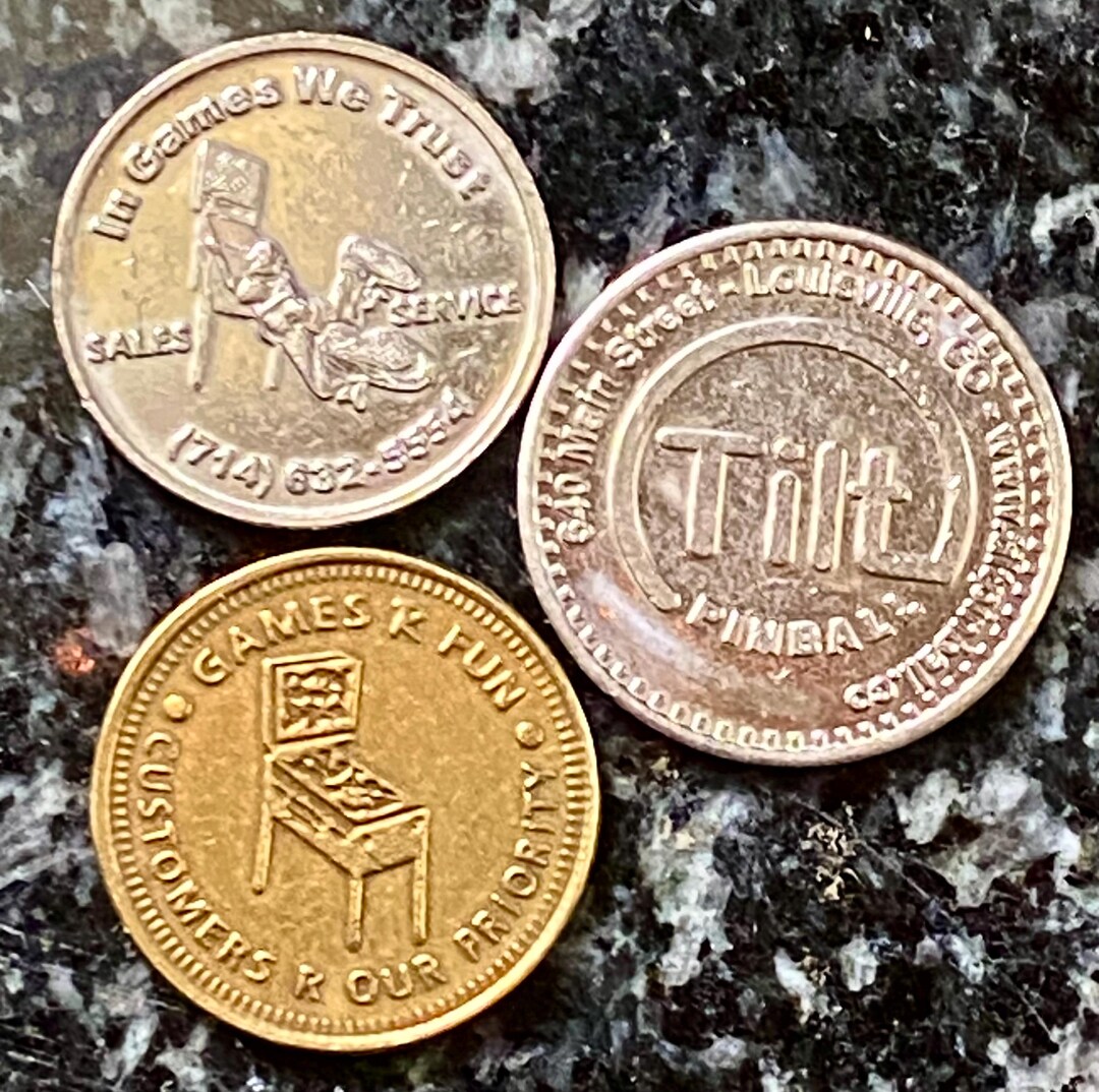 A Trio of 3 Different Vintage Pinball Arcade Tokens - Includes ‘tilt ...