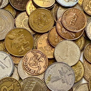 Over 3 Lb. Lot (approx. 280 Tokens)of Arcade, Gaming & Casino Tokens ...
