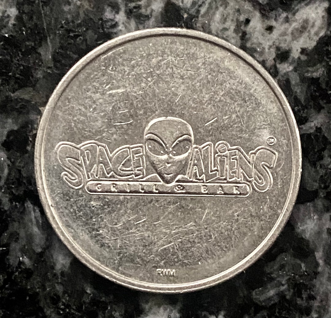 Space Aliens Grill & Bar A Rare Vintage Arcade Game Token 23mm Silver ...