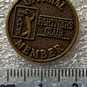 Lot of 50 PGA Tour Partners Golfing Tokens Golf Ball Markers Bronze ...