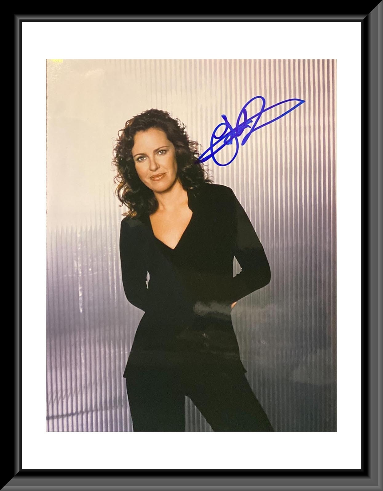 Lisa Darr Signed Photo | Etsy