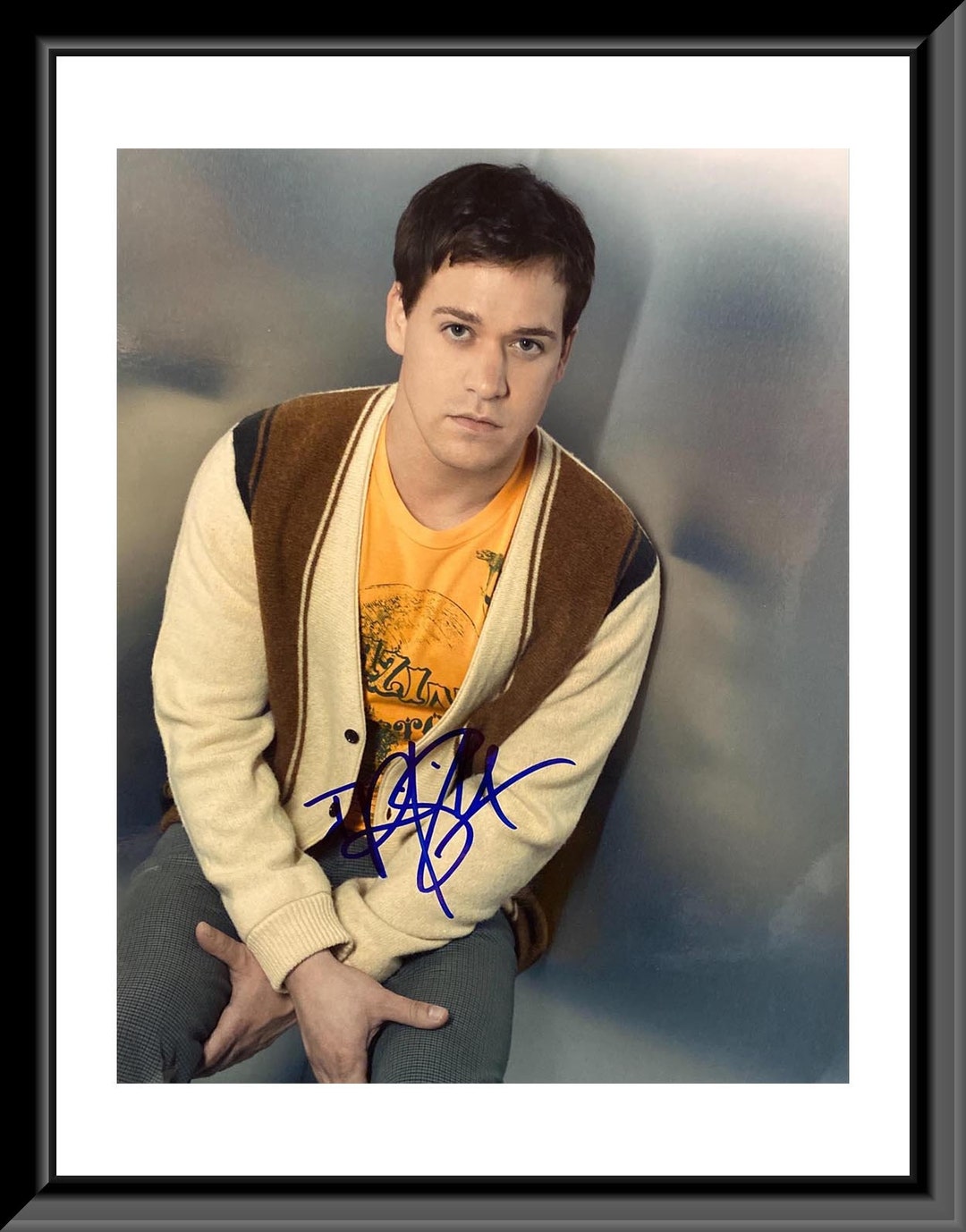 T. R. Knight Signed Photo - Etsy