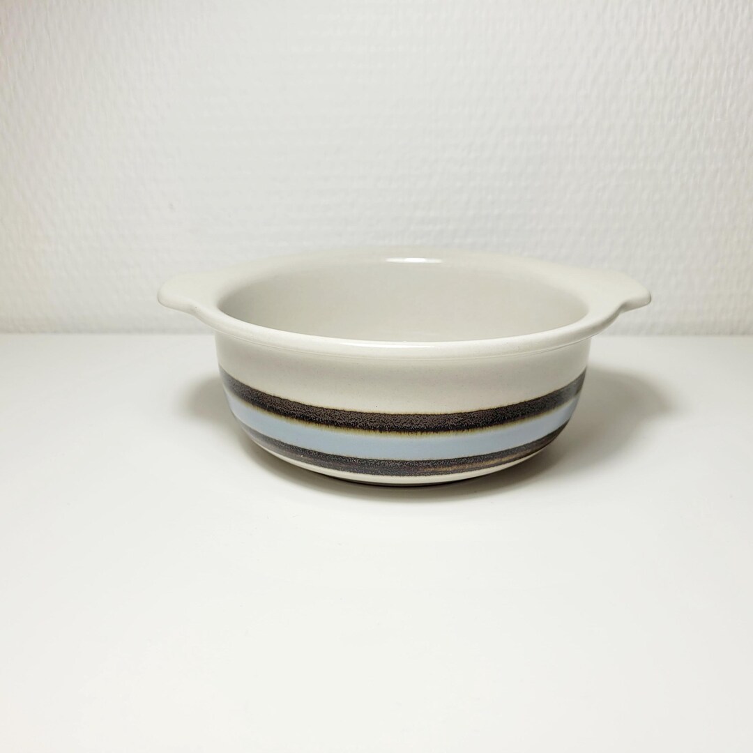 Arabia Finland SUVANTO Handled Bowl, Designed by Raija Uosikkinen ...