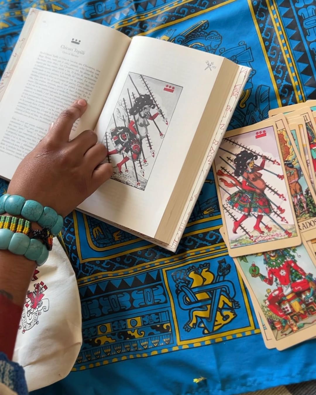 Tarot Yohualli Ehecatl – Deluxe Hardcover Tarot Deck & Book | Mexica ...