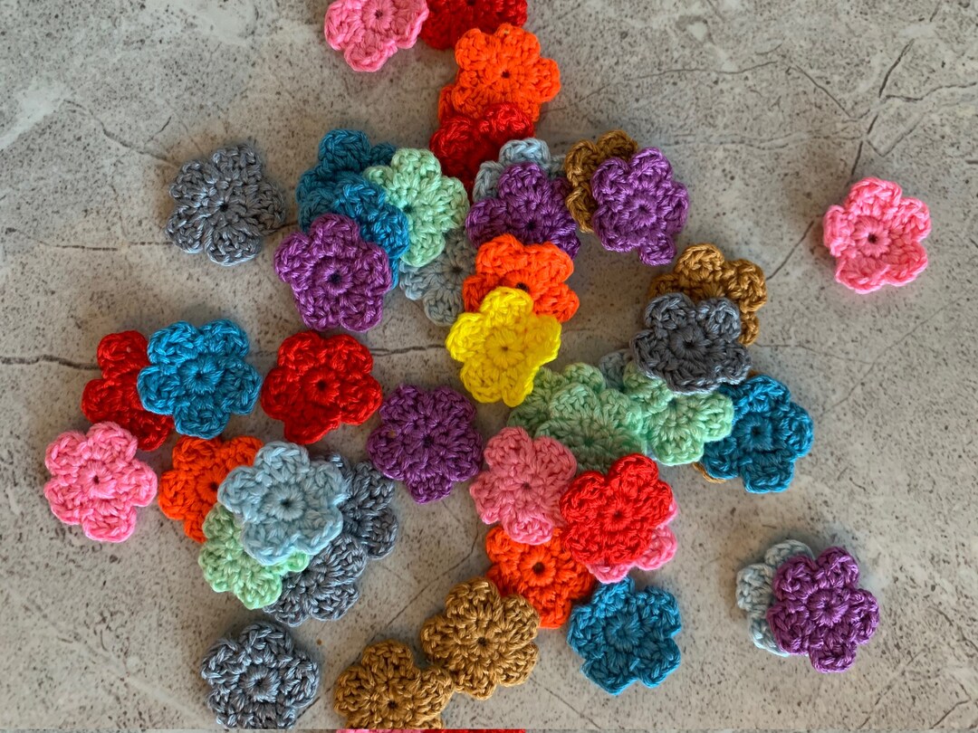 Mini Tiny Handmade Crochet Flowers, Set of 5, Applique - Etsy