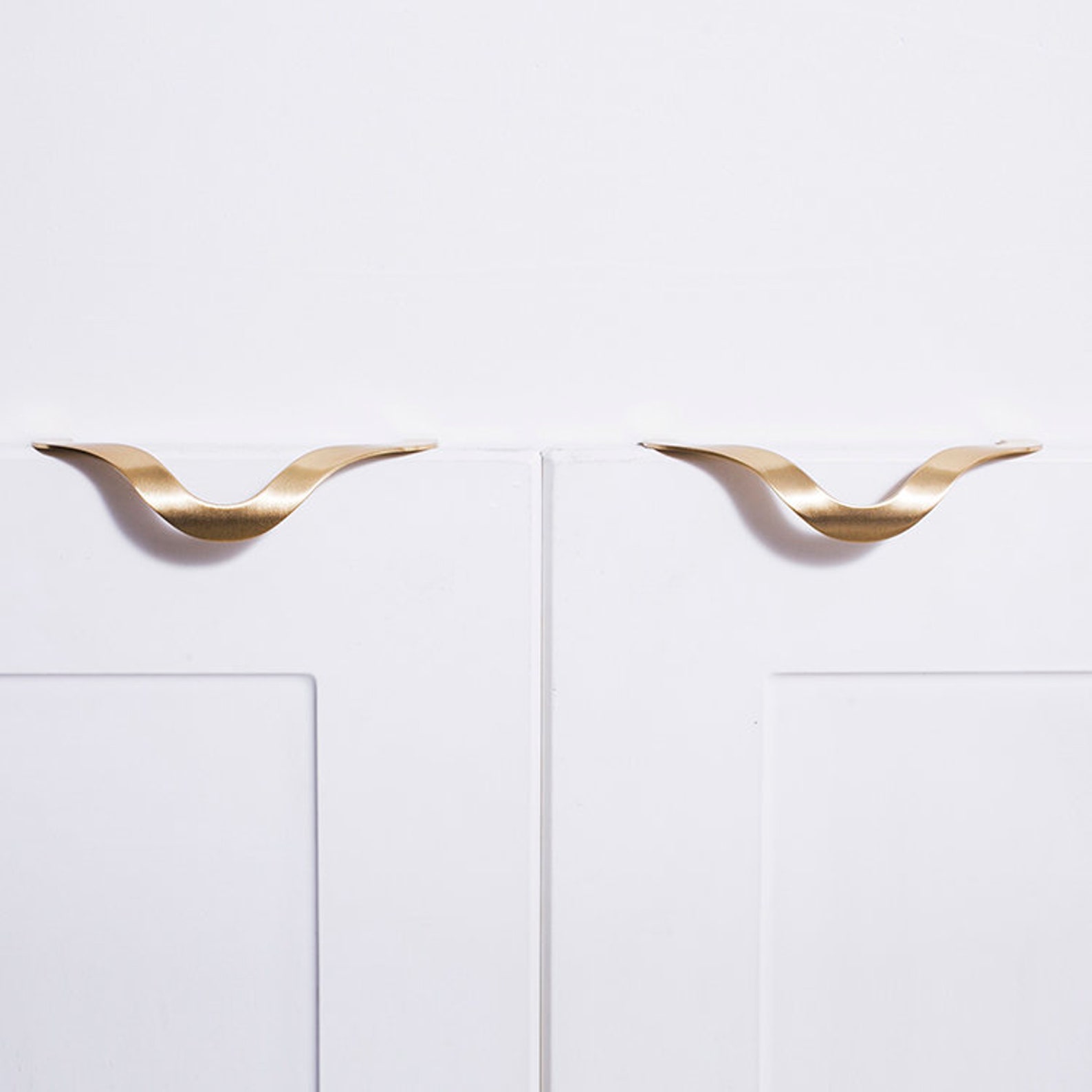 Invisible Drawer Pulls Handle Finger Pull Cabinet Hardware - Etsy