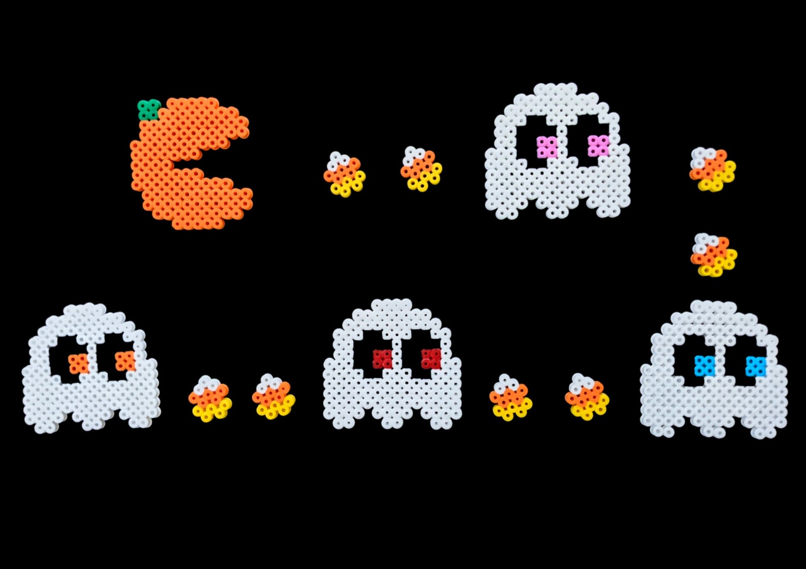 Spooky Pixels - Pacman Retro Gaming 8 Bit Magnet Set - 80s Pixel Art ...