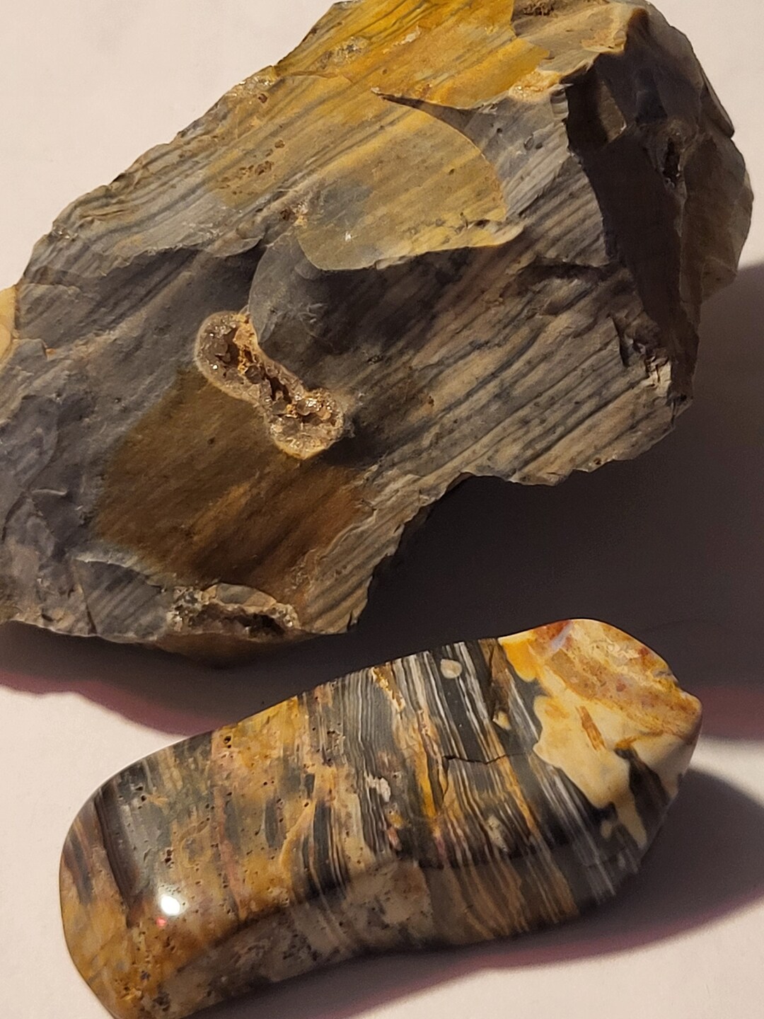 Raw & Polished Ohio Flint | Meditation | Chakra | Flint | Chalcedony ...