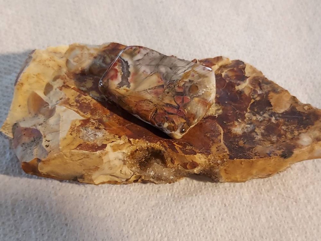 Tumbled Ohio Rainbow Flint Pretty Displayed on a Nice Sparkly Piece of ...