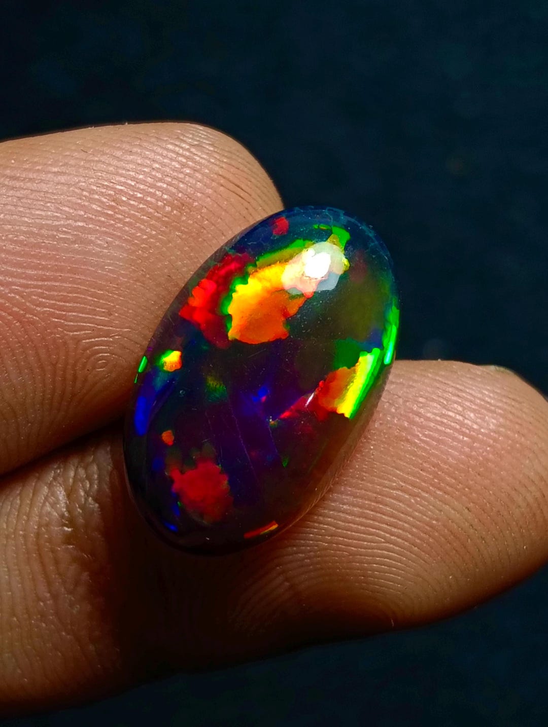 7.00 Ct Black Ethiopian Oval Opal Gemstone Size:- 18X11X6 Mm. Natural ...