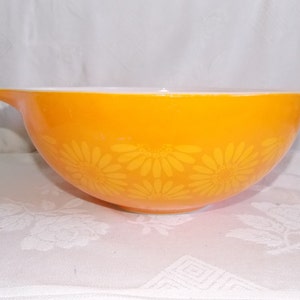 Large PYREX SUNFLOWER DAISY Cinderella Bowl 444 - Etsy