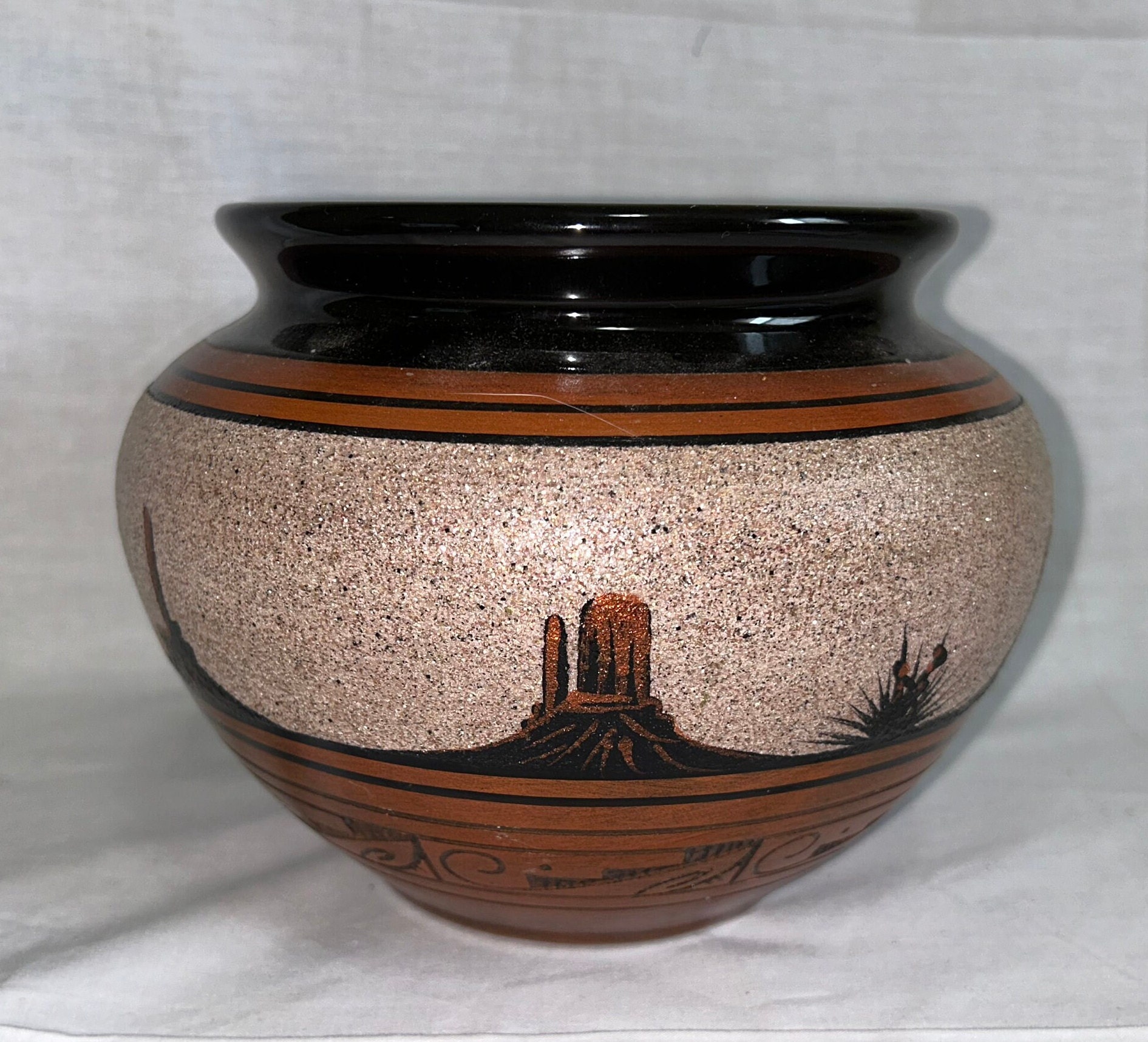 Native American NAVAJO POTTERY VASE Signed Marie Dine - Etsy