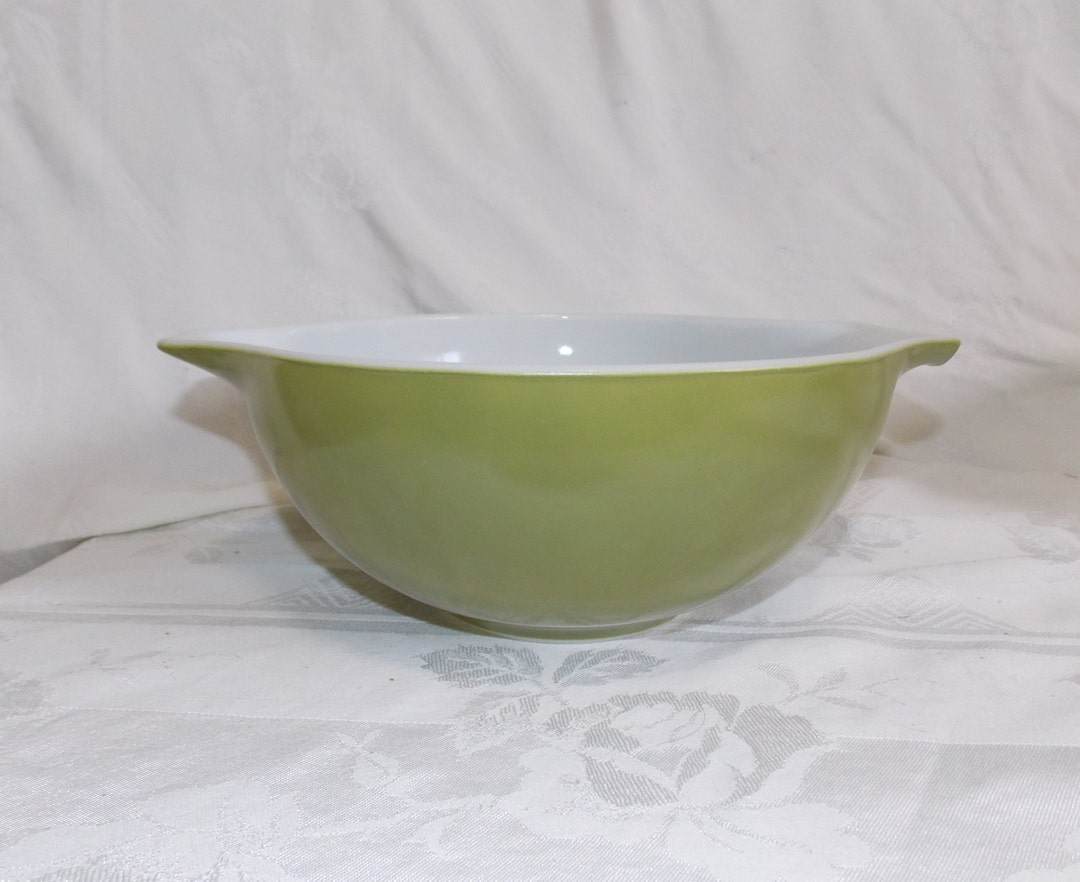 PYREX VERDE GREEN Cinderella 443 Mixing Bowl 2 1/2 Quart - Etsy