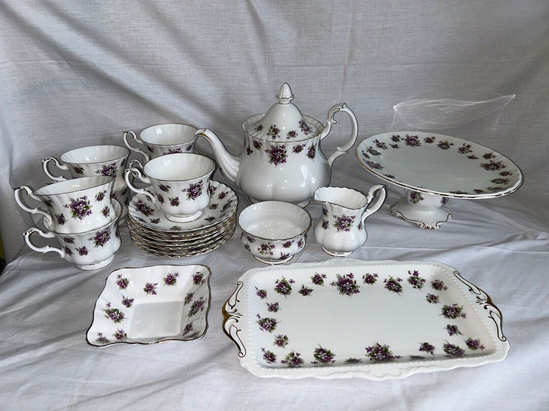 ROYAL ALBERT SWEET Violets Luncheon Ware, Teapot, Cake Plate Plus ...