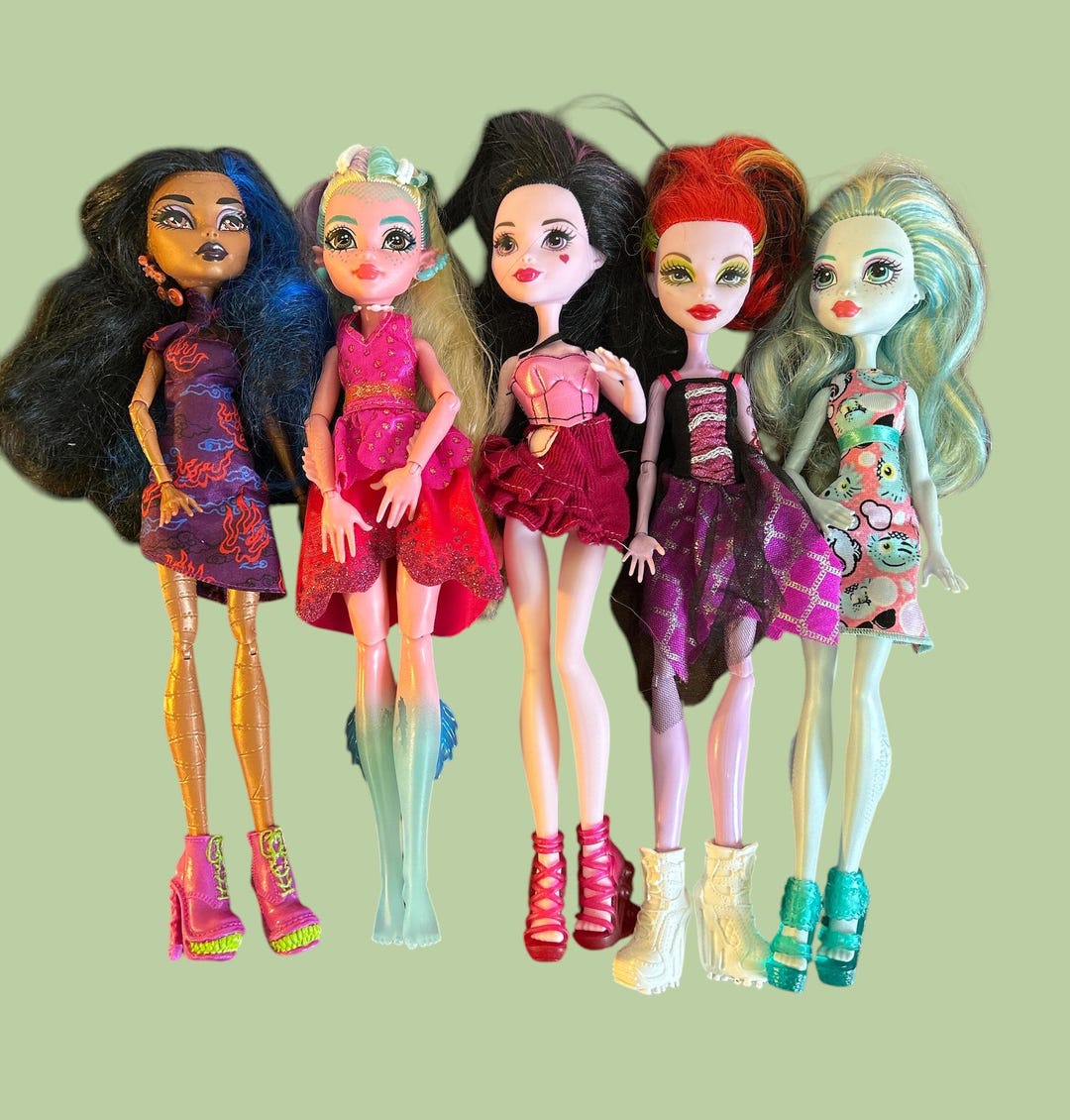 5 ASSORTED MONSTER HIGH Dolls Rebecca Steam, Operetta, Draculaura & 2 ...