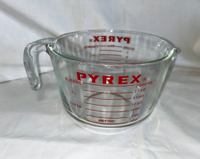 PYREX 64 OZ MEASURING Cup 2 Liters 8 Cups - Etsy