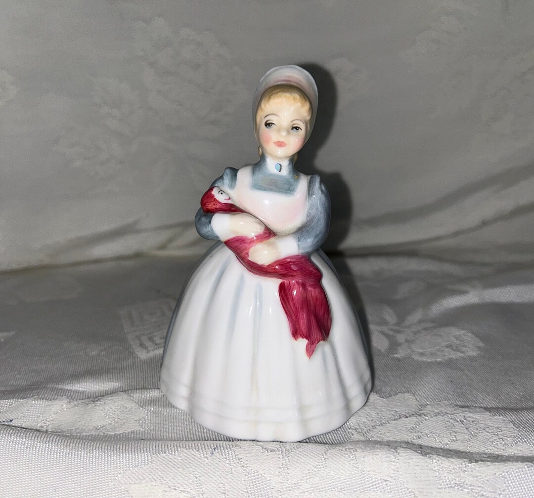 ROYAL DOULTON the Rag Doll Figurine HN2142 - Etsy