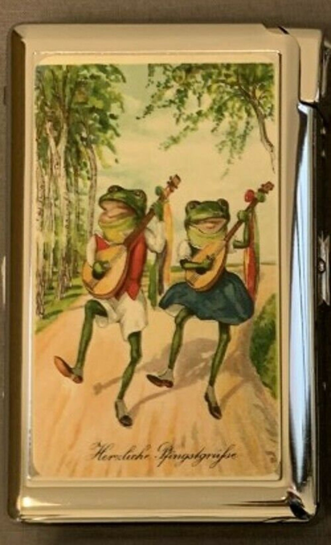 Premium Double Sided Frogs Playing Mandolins Weed Cig Case With Built ...