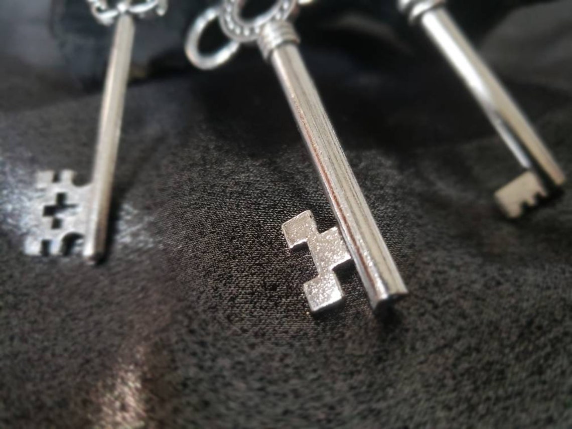 Hecate Silver 3 Key Set Goddess Hekate Maiden Mother Crone - Etsy