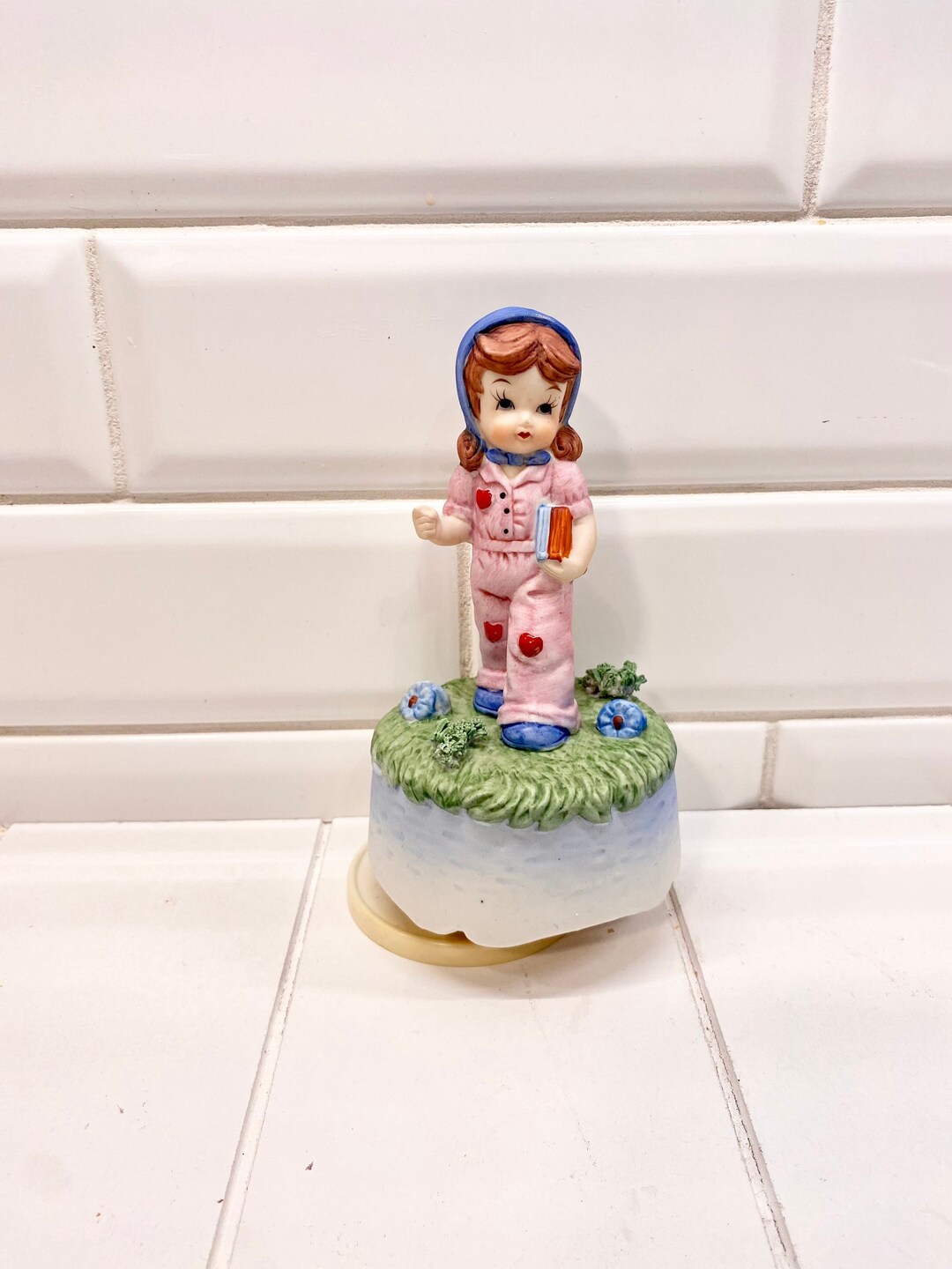 Vintage Ceramic Hippie Girl Music Box, Vintage Valentine's Day Decor ...