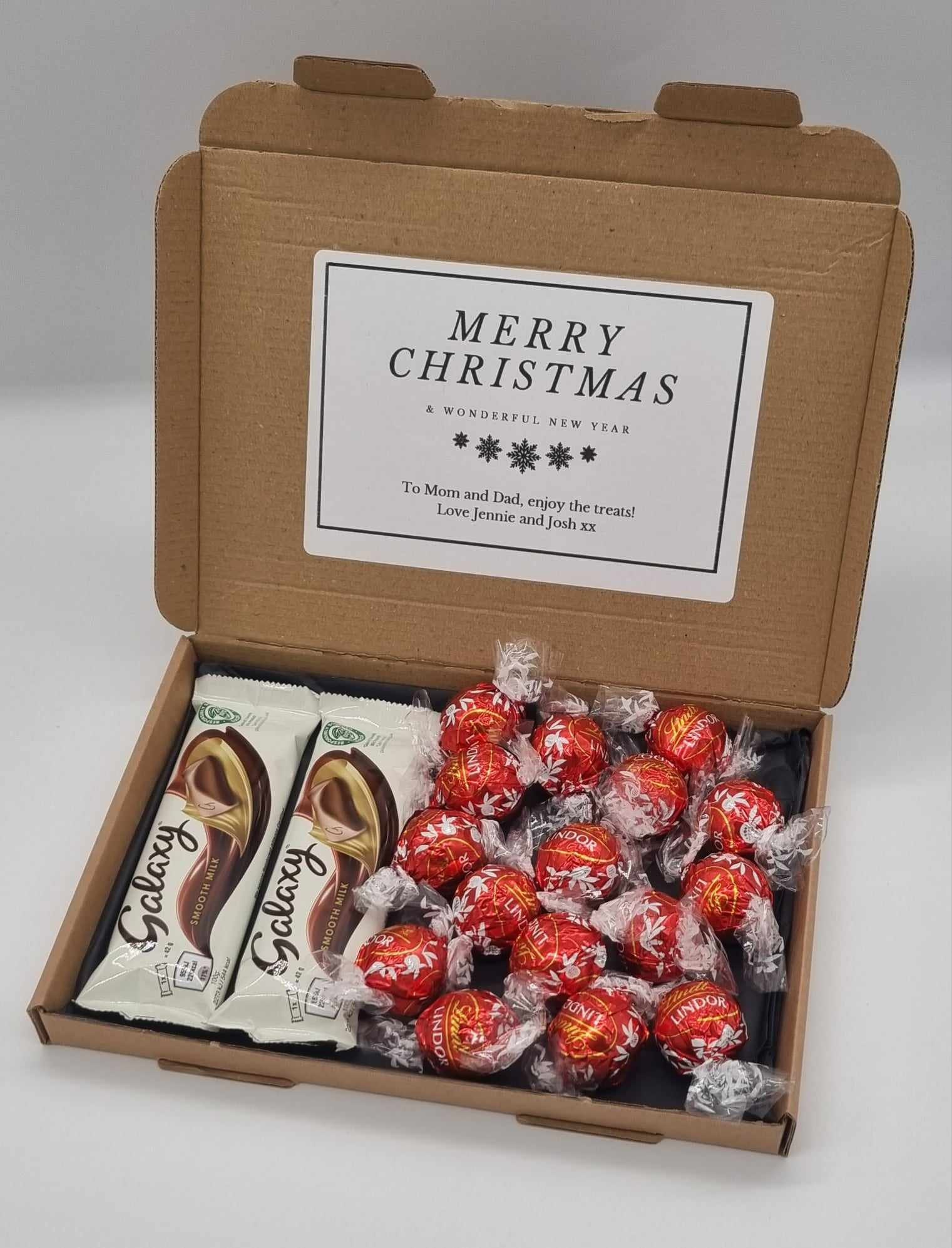 Personalised Lindt & Galaxy Hampers | Lindor Chocolate | Galaxy ...