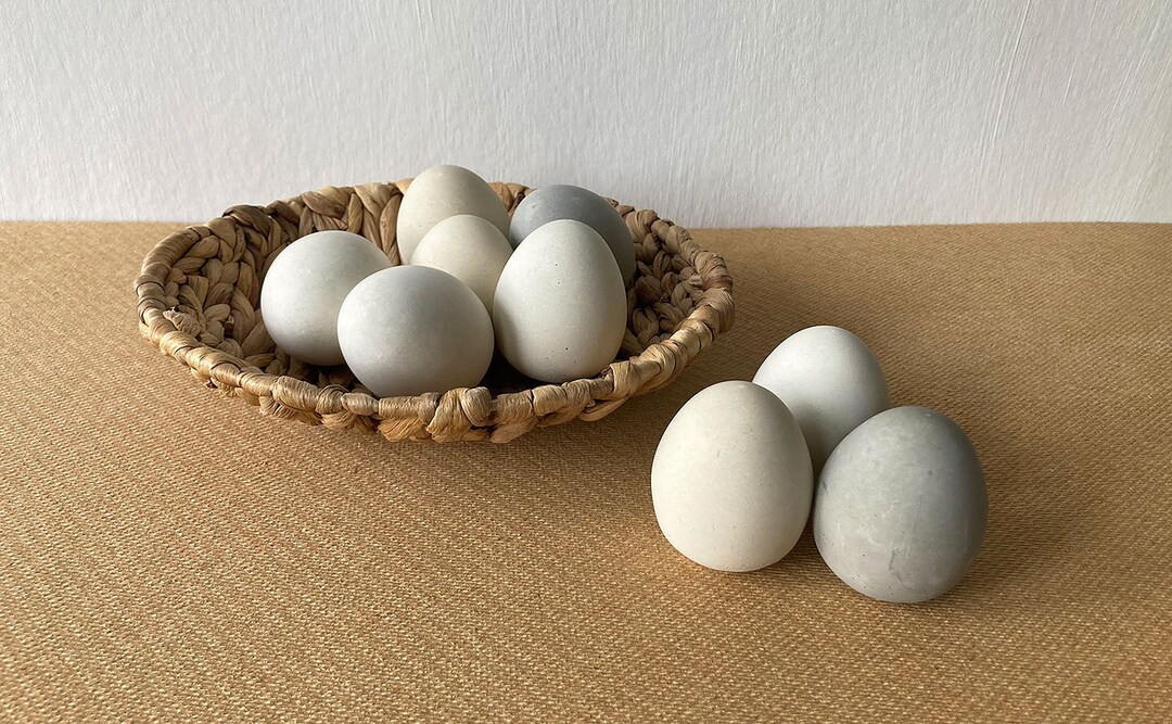 Handmade Concrete Easter Egg: Modern Minimalist Decor - Etsy Österreich