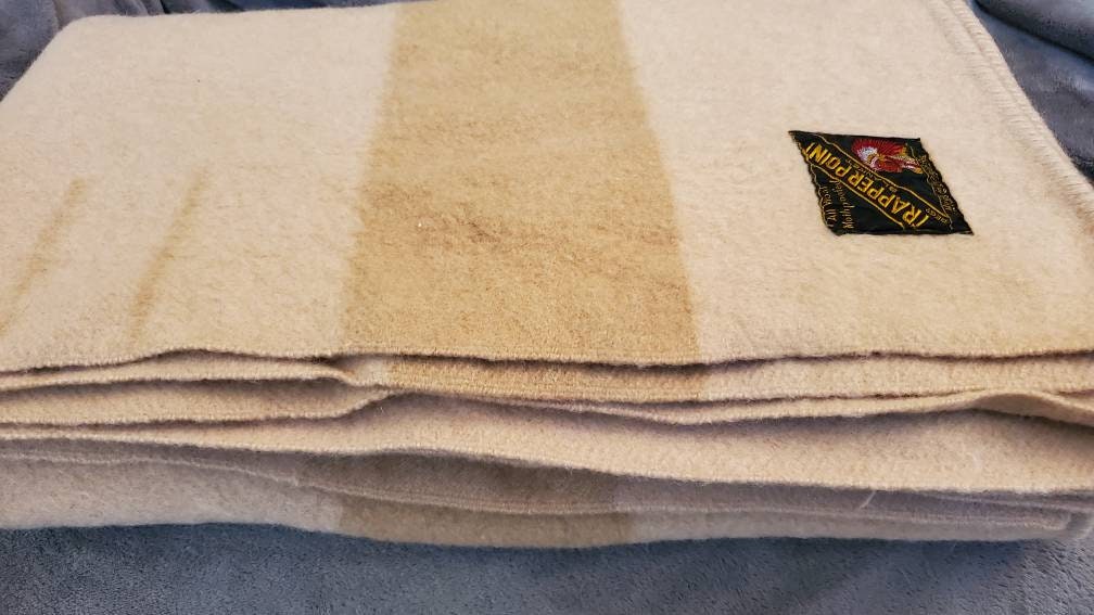 Vintage Eaton's Trapper Point Blanket 100 % Wool Blanket | Etsy