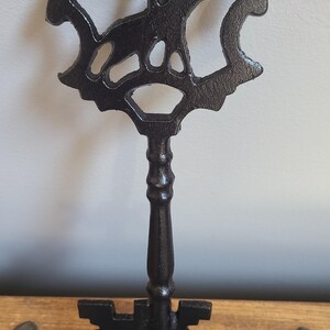 Vintage Cast Iron Wall Key, Wolf or Canine Lovers Hunters Lodge Cabin ...