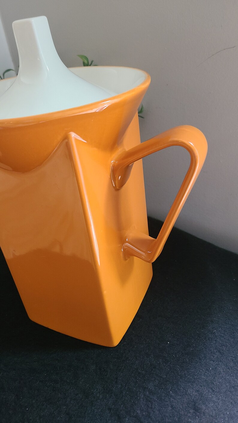 Johnson Brothers Coffee Pot, Art Deco Style SAFFRON Mid-century Java ...