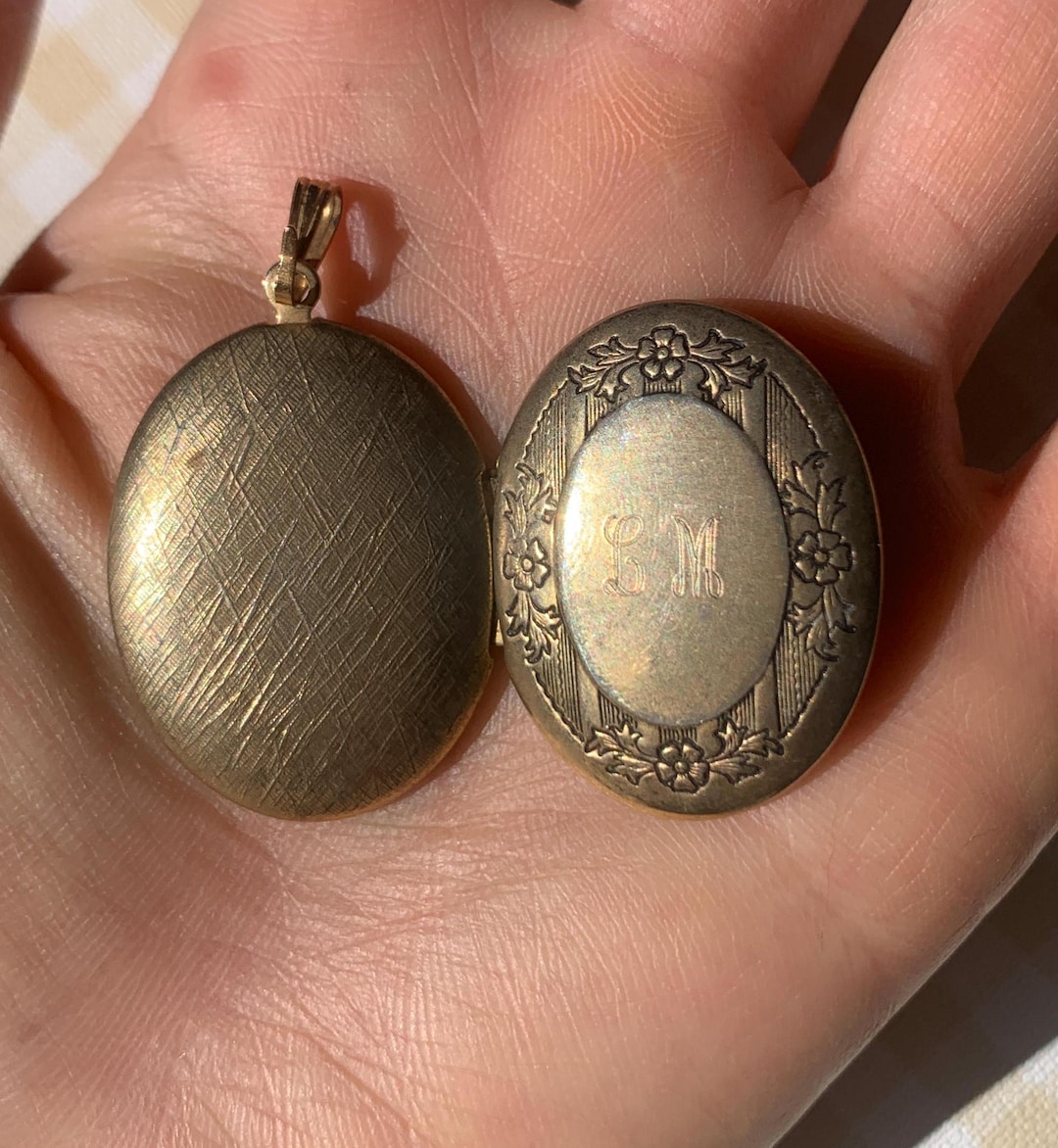 Vintage Gold Tone Floral Engraved Locket W/ Initials L M / 1930s 30s ...