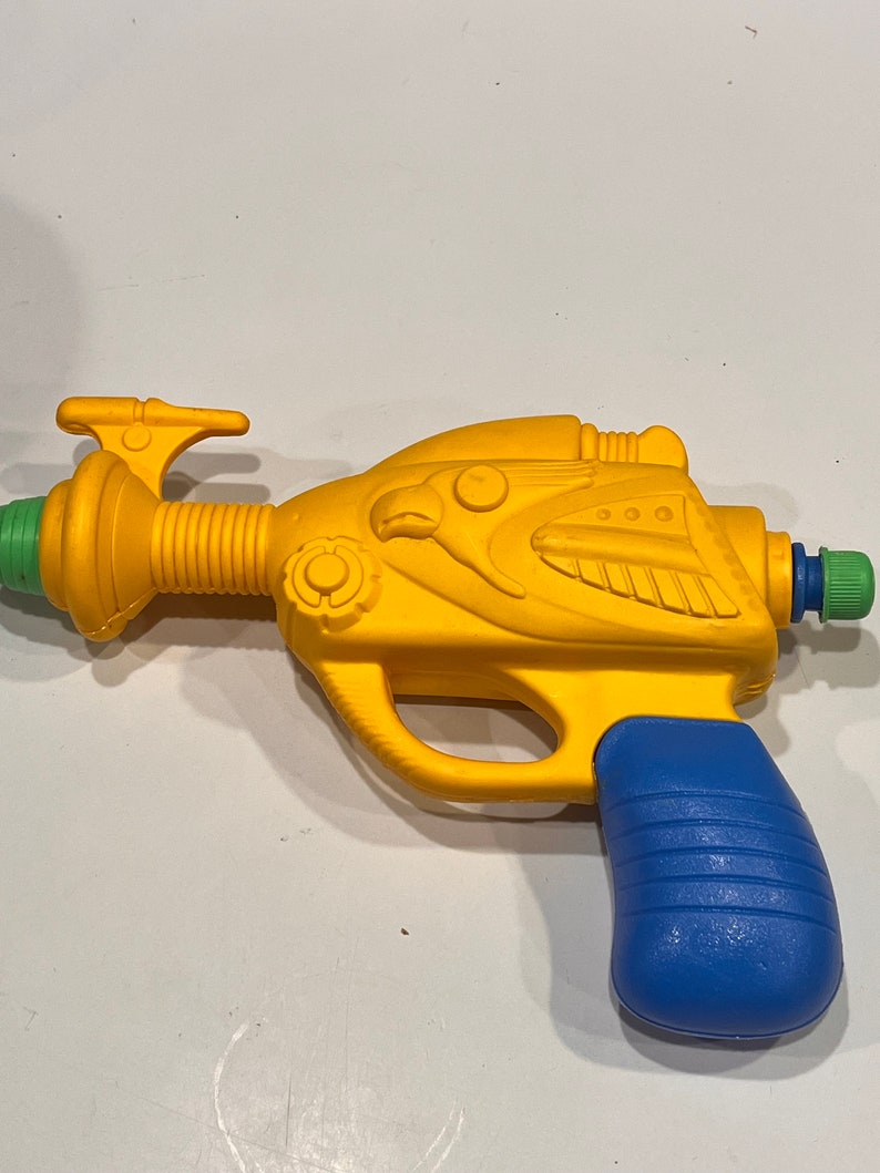 Vintage Space Alien Squirt Gun - Etsy