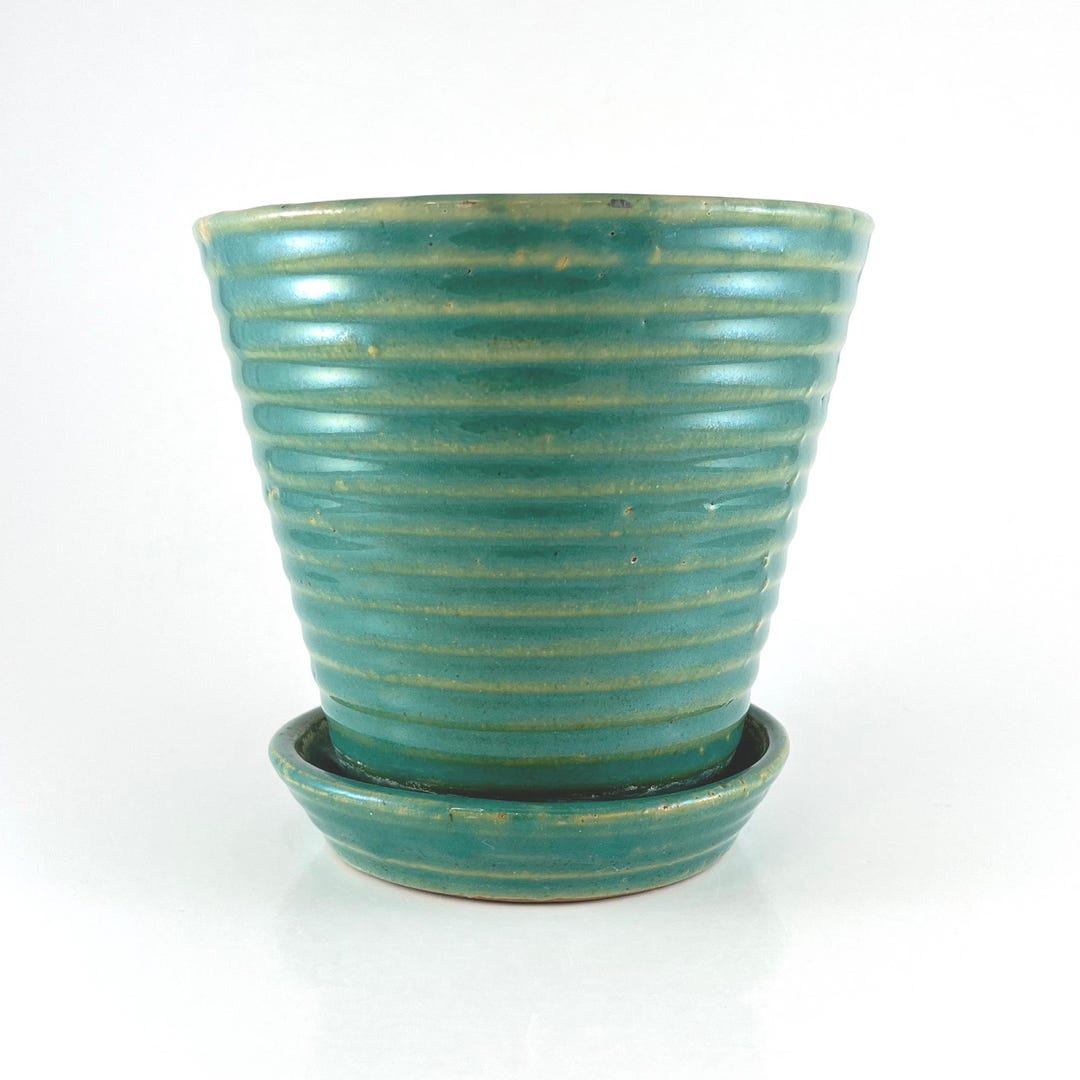 Mid Century Modern Ribbed Flower Pot/planter With Attached Saucer - Etsy