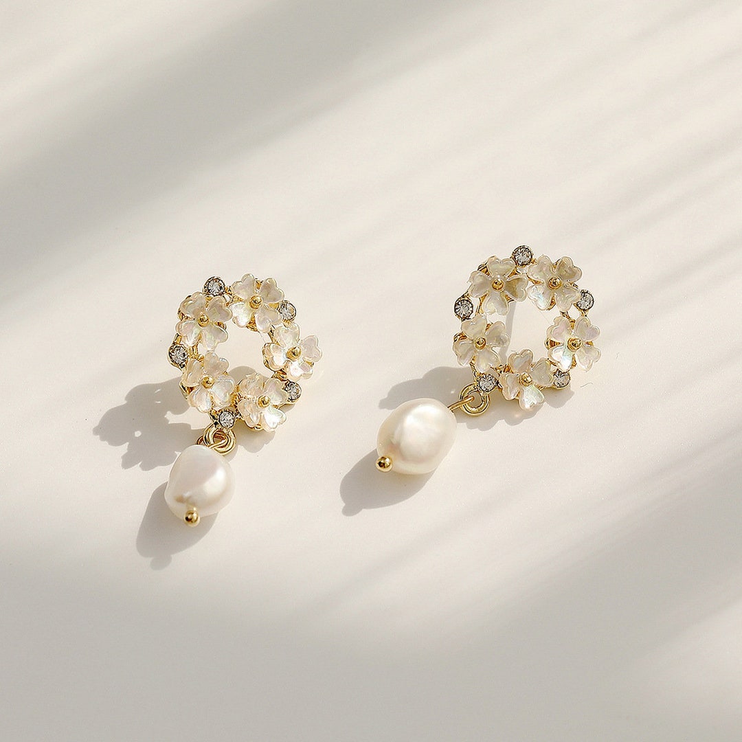 Pearl Flower Earrings, Pearl Bridal Earring, Crystal Bridal Earring ...