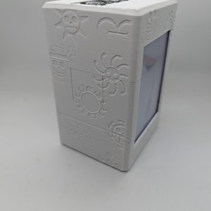 One Piece One-piece TCG Deckbox With Slot for Toploader and Dice Tray ...