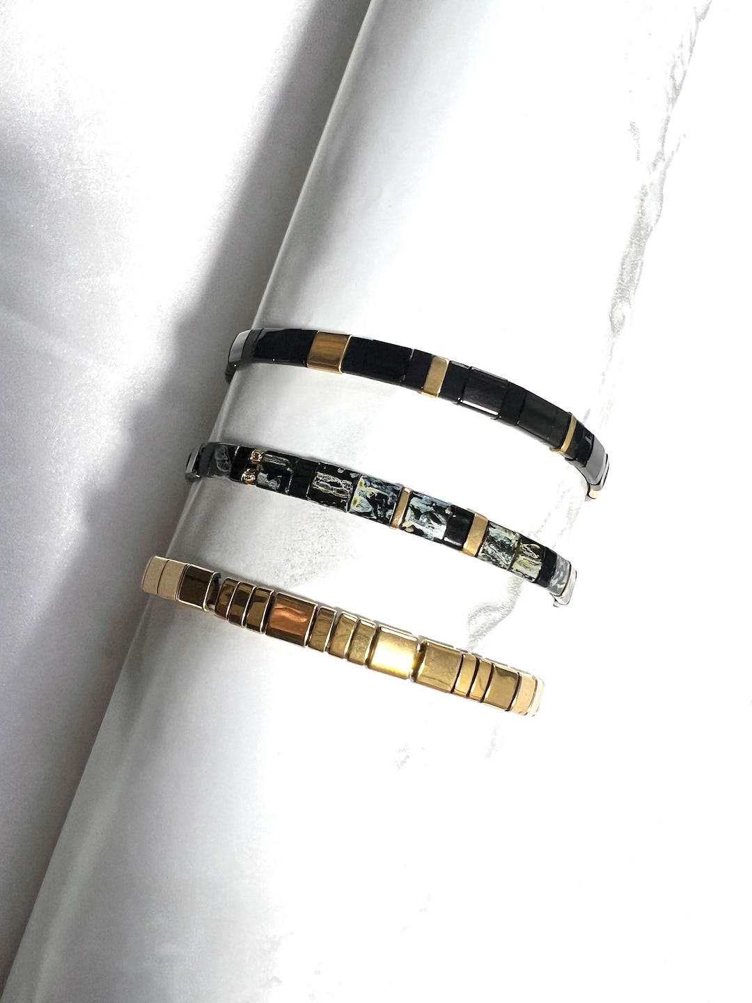 STARLIGHT™ Gold Bracelet Stack, Gold Bead Bracelet Adjustable ...