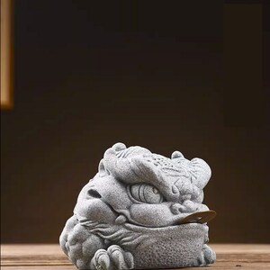 Green Sandstone Jin Chan Toad Sculpture & Statue Fengshui Good Fortune ...