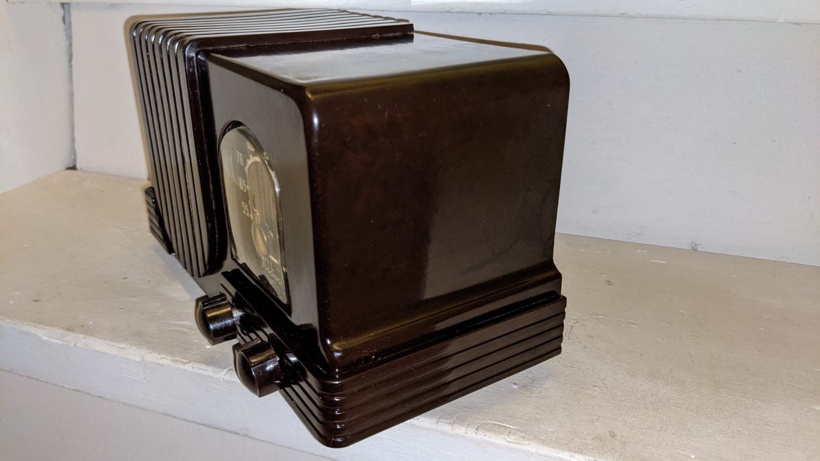Beautiful Walnut Brown Addison Radio, 1947. - Etsy