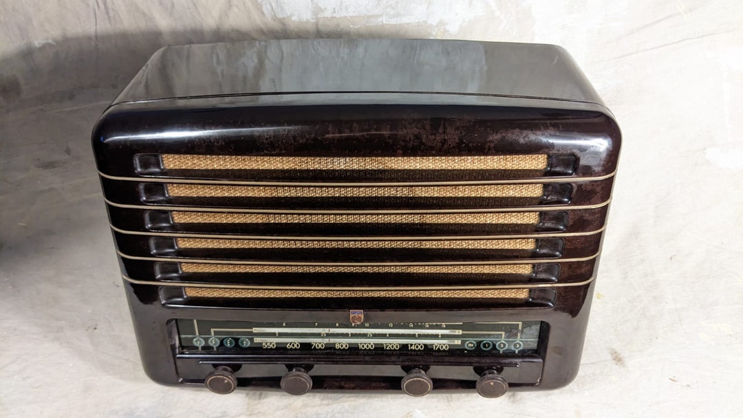 1952 Philips Bakelite Multiband Radio Receiver - Etsy