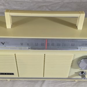 1967 Sony Solid State Portable Radio. Mfg in Tokyo Japan - Etsy