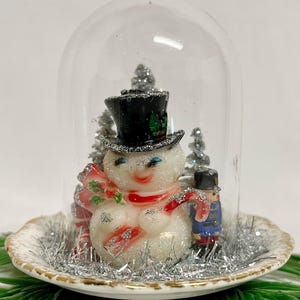 Vintage Miniature Snowman Glass Dome: Festive Holiday Centerpiece - Etsy
