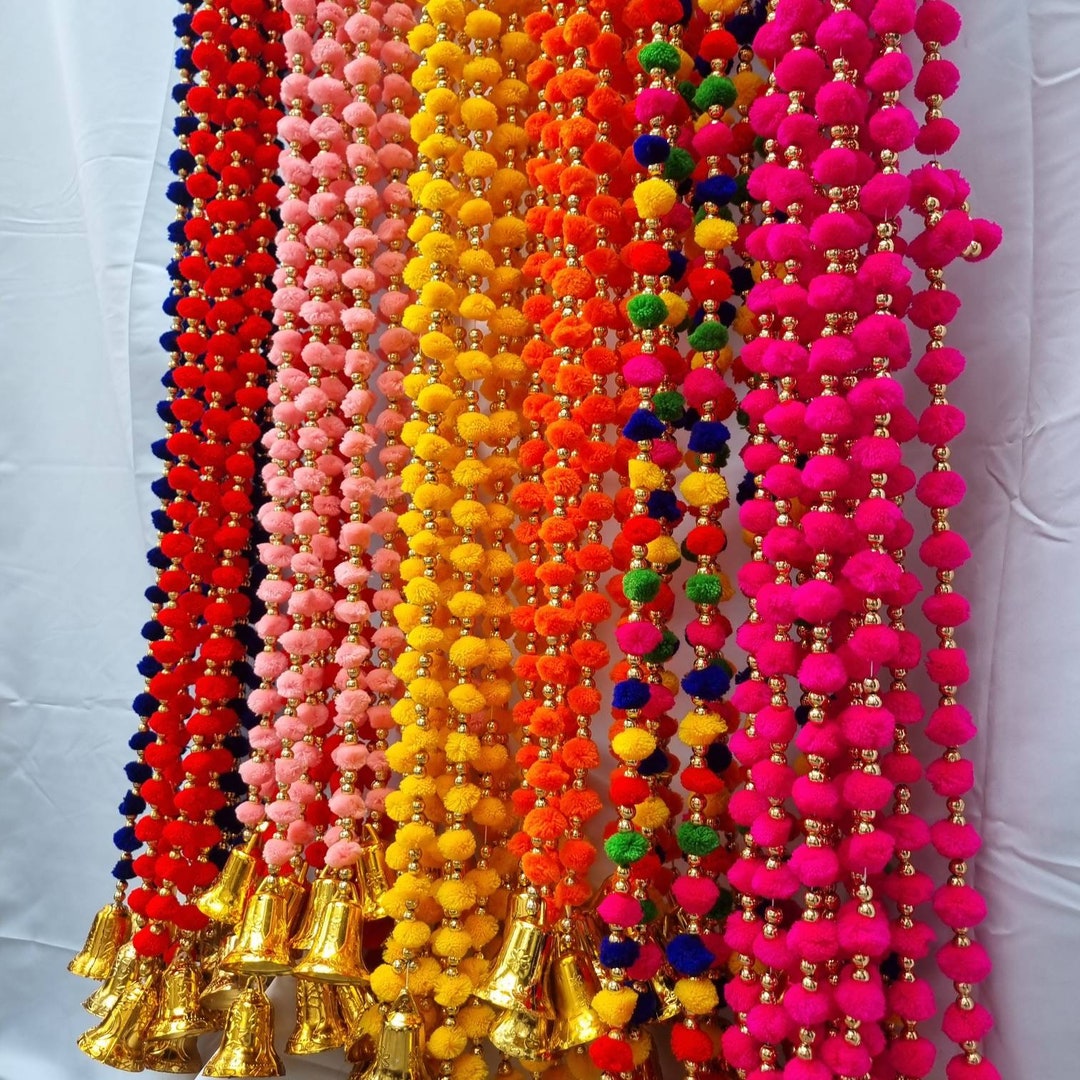 Lohri Decor, Indian Wedding Decor, Pom Pom Garland, Pom Poms, String ...