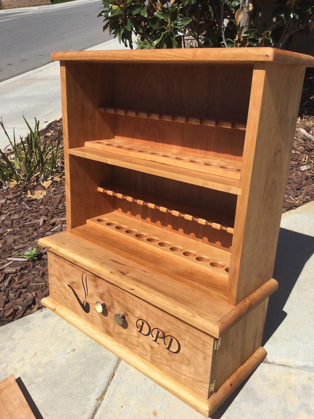 Beautiful Handcrafted 24 Count Tobacco Pipe Display With Storage ...