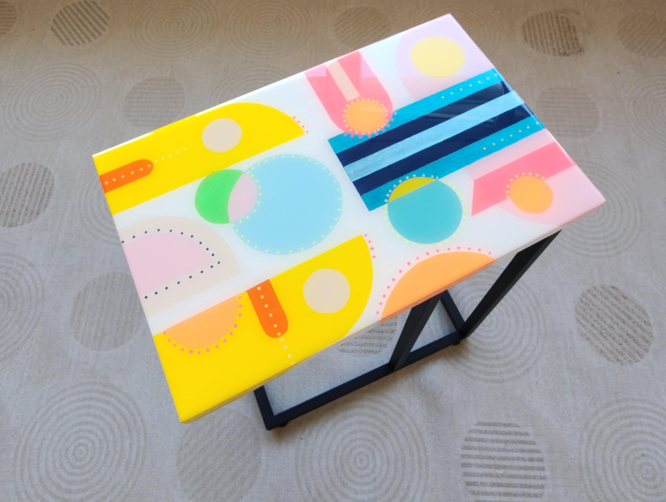 Memphis Milano Style Resin Couch Table: Pop Art C-shape Laptop Stand - Etsy