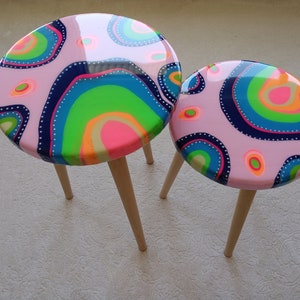 Vibrant Funky Groovy Epoxy Resin Side End Tables,colorful Rainbow Retro ...