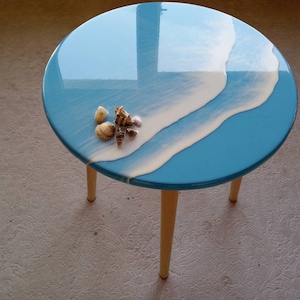Round Resin Coastal Ocean Beach Side End Table, Unique Wooden Natural ...